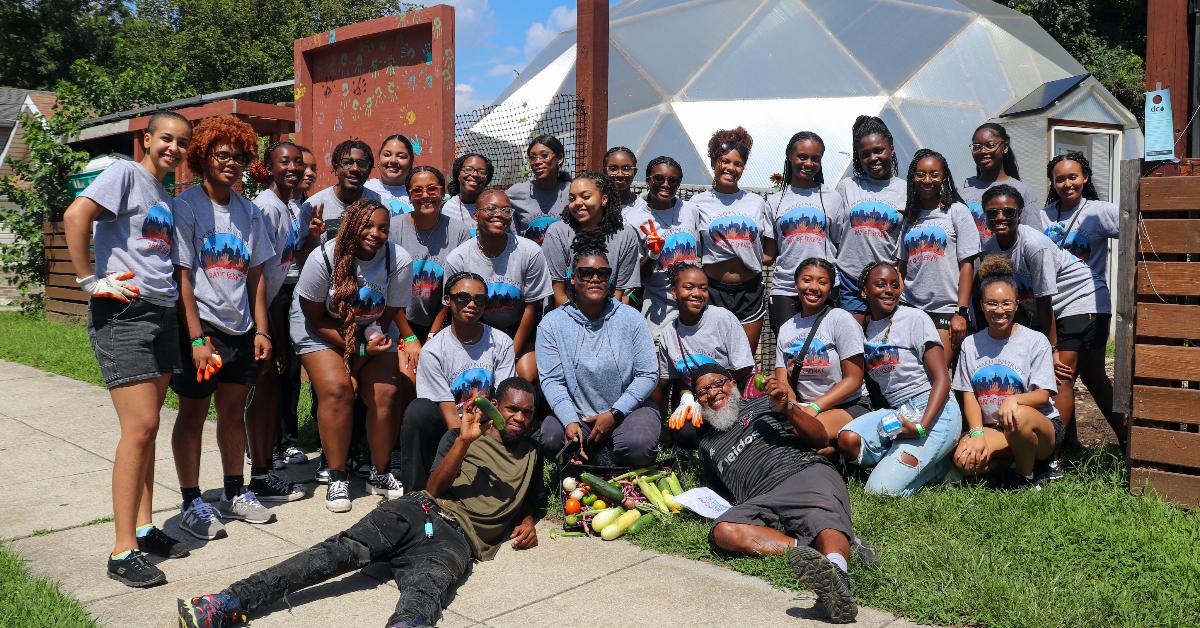 More than 1,500 Howard University first-year students participate in ...